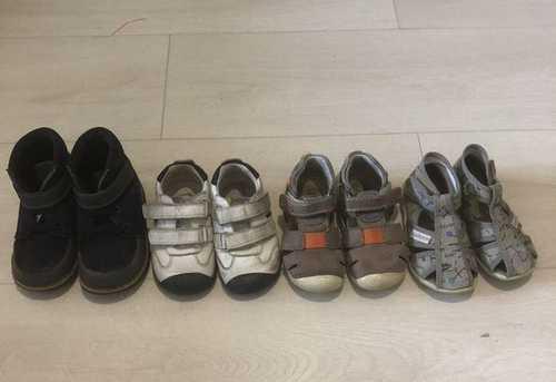 Набор детской обуви