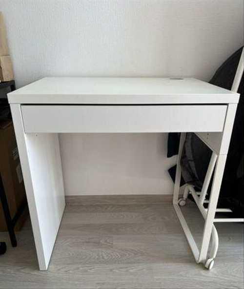 Компьютерный столик IKEA