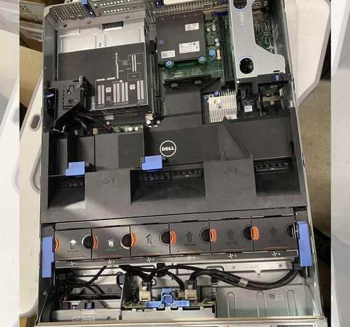 Сервер Dell Poweredge R720