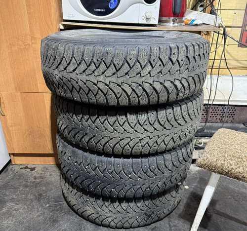Nordman SUV 215/70 R16