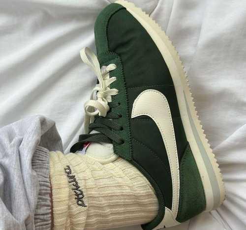 Кроссовки Nike Cortez женские