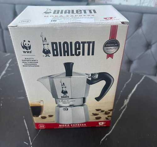 Гейзерная кофеварка bialetti