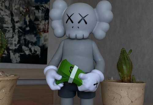 Фигурка kaws