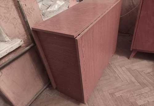 Мебель старая