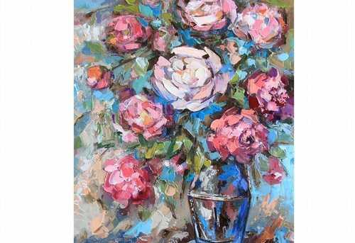 Картина с цветами. Яркий букет розовых роз в вазе