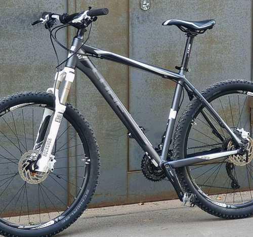 Велосипед Cube 27.5 (RockShox/ XT, почти новый)