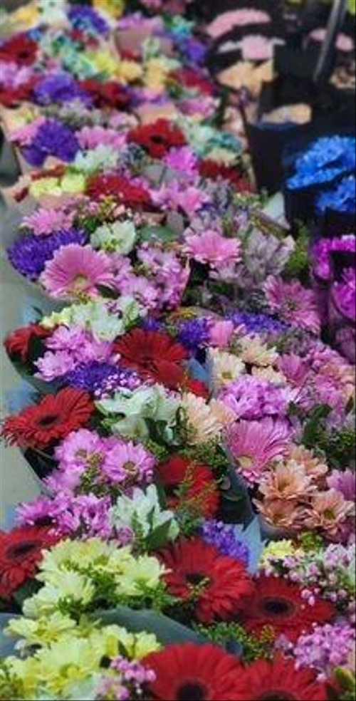 Букет на 1 сентября сумки с цветами корзина цветы