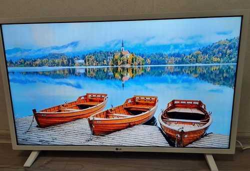 Белый LG 32" SmartTV 2022