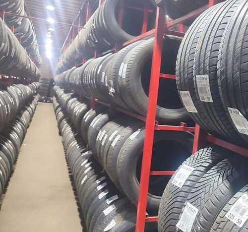 Bridgestone Potenza RE050A 235/40 R19 M