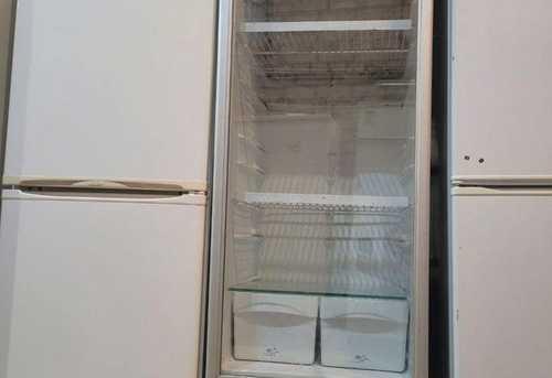 Холодильник с стеклянной дверью