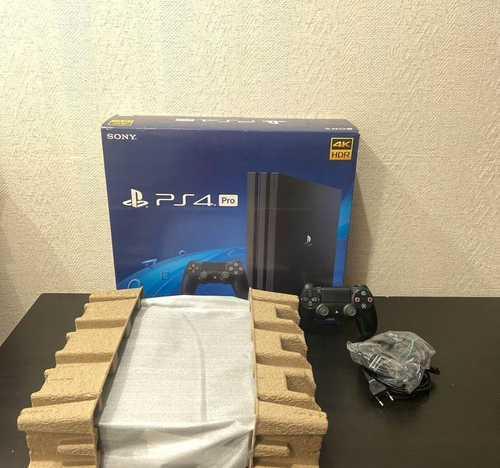 Sony PlayStation 4 Pro 1tb cuh-7208b