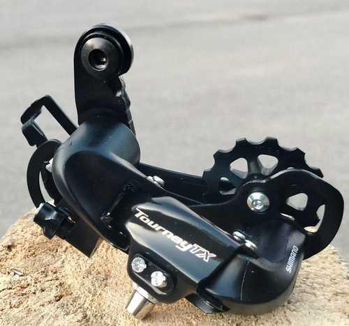 Задний переключатель Shimano Turney RD-TX800