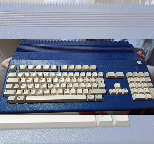 Компьютер Commodore Amiga A500