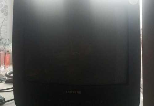 Телевизор Samsung старый