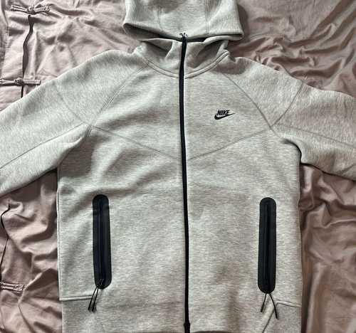 Nike tech fleece