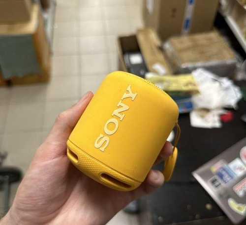 Беспроводная колонка Sony SRS-XB10