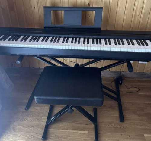 Цифровое пианино синтезатор Yamaha P45