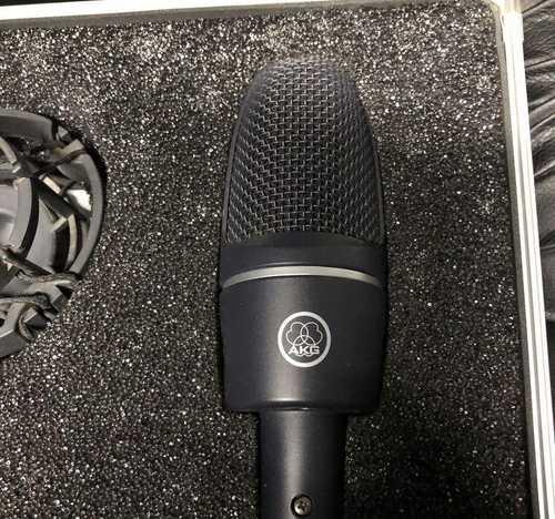 Студийный микрофон AKG C3000