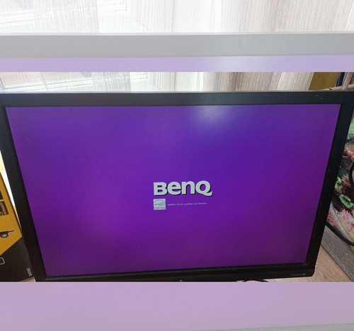 Монитор Benq и компьютер