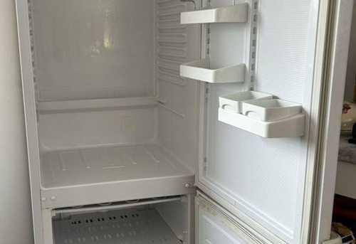 Холодильник Атлант б/удвухкамерный