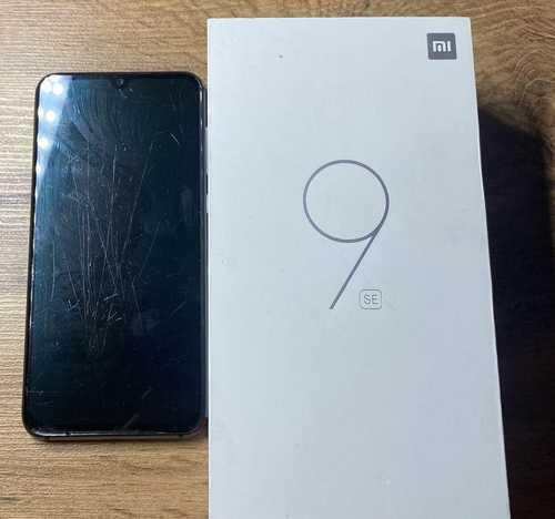 Xiaomi Mi 9 SE, 6/128 ГБ