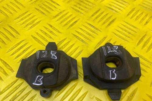 Подушка радиатора Chrysler Sebring 3 JS 2.7 EER