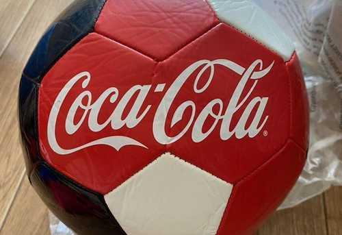 Футбольный мяч coca cola