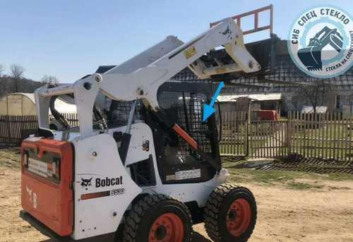 Cтекло боковое верхнее подвижное на Bobcat 770