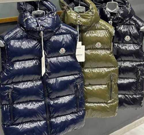 Жилетка Moncler глянцевая