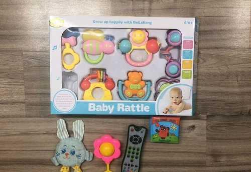 Игрушки погремушки для малыша