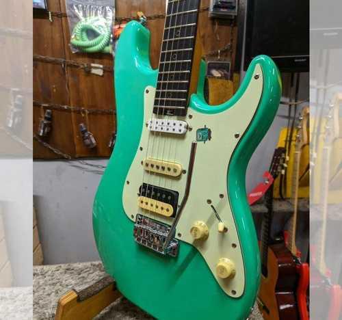 Schecter Nick Johnston Traditional HSS Atomic Gree