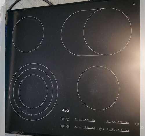 Встраиваемая варочная панель AEG HK65407RFB