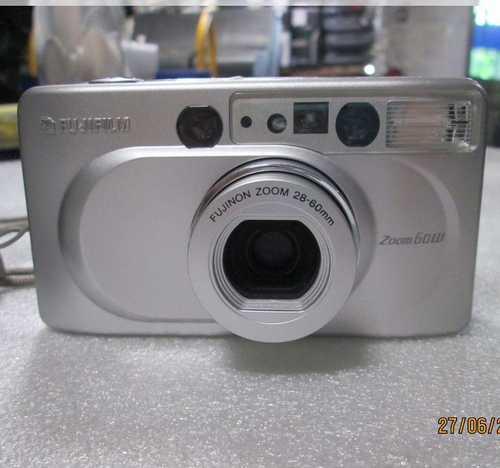 Пленочный фотоаппарат fujifilm zoom date 60w 28-60