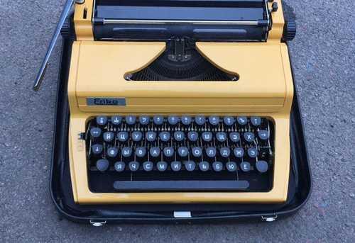 Пишущая машинка erika