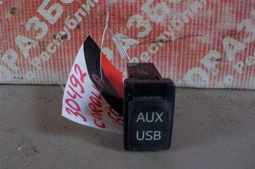 Разъем USB Toyota Corolla ADE150 1zrfe 0748912