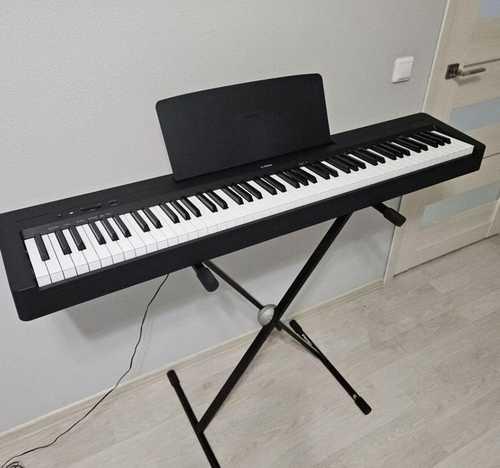 Цифровое пианино Yamaha P143 (P45)