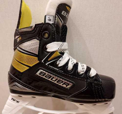 Хоккейные коньки bauer supreme 3s, Y9