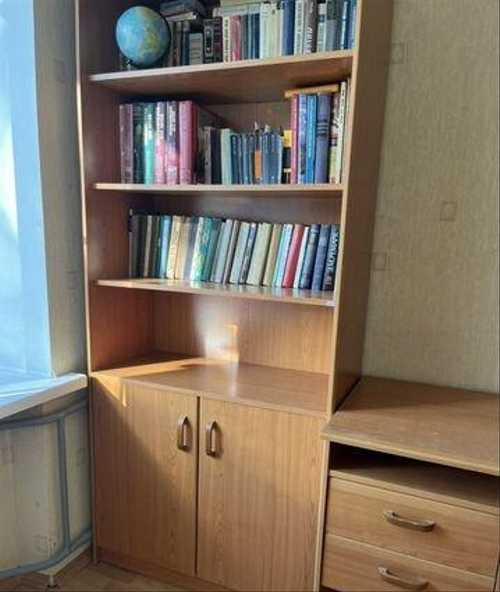 Шкафчик для книг бу