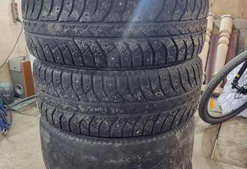 Bridgestone Ice Cruiser 7000 275/65 R17 112T