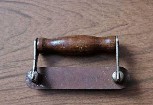 Ручка от крышки кофра для швейной машинки СССР