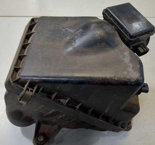 Корпус воздушного фильтра Mazda 323 (BA), 1997