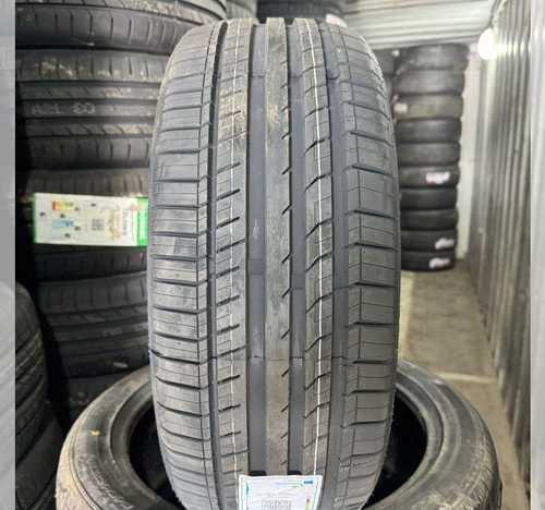 Antares Ingens-Locus 245/45 R19 102W