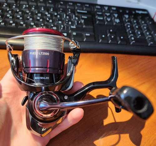 Катушка daiwa fuego 23 2500 lt