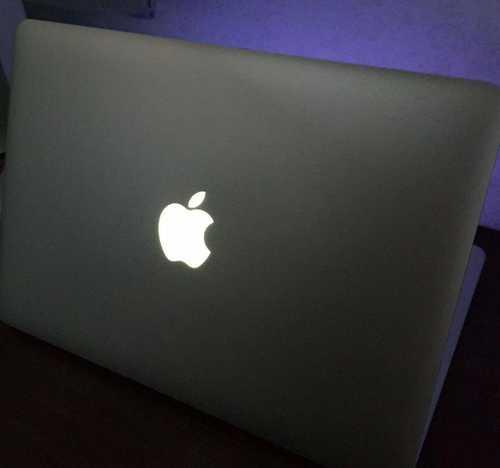 Apple macbook pro a1502