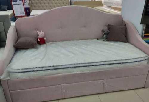 Детская кровать «Sabrina» с мягкой спинкой девочек