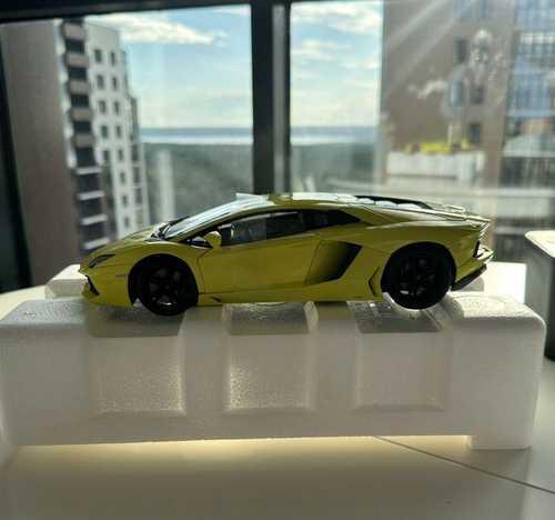 Lamborghini Aventador 1:18 Lime