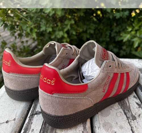 Кроссовки adidas moscow spezial