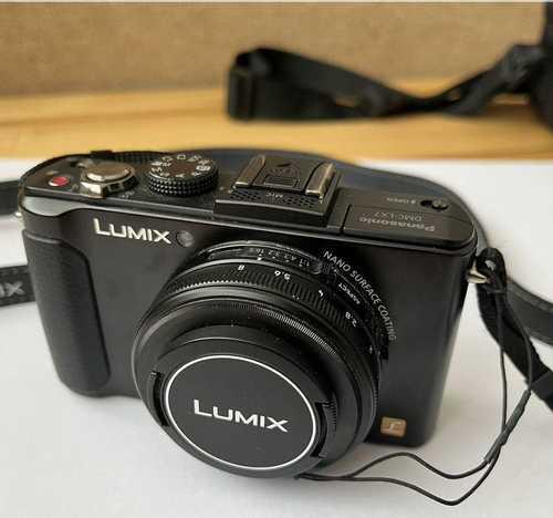 Цифровой фотоаппарат panasonic lumix DMC-LX7