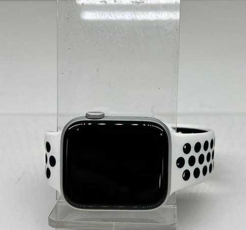 Часы apple watch se 44 mm ка