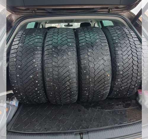 Gislaved Nord Frost 200 SUV 235/55 R18 104T